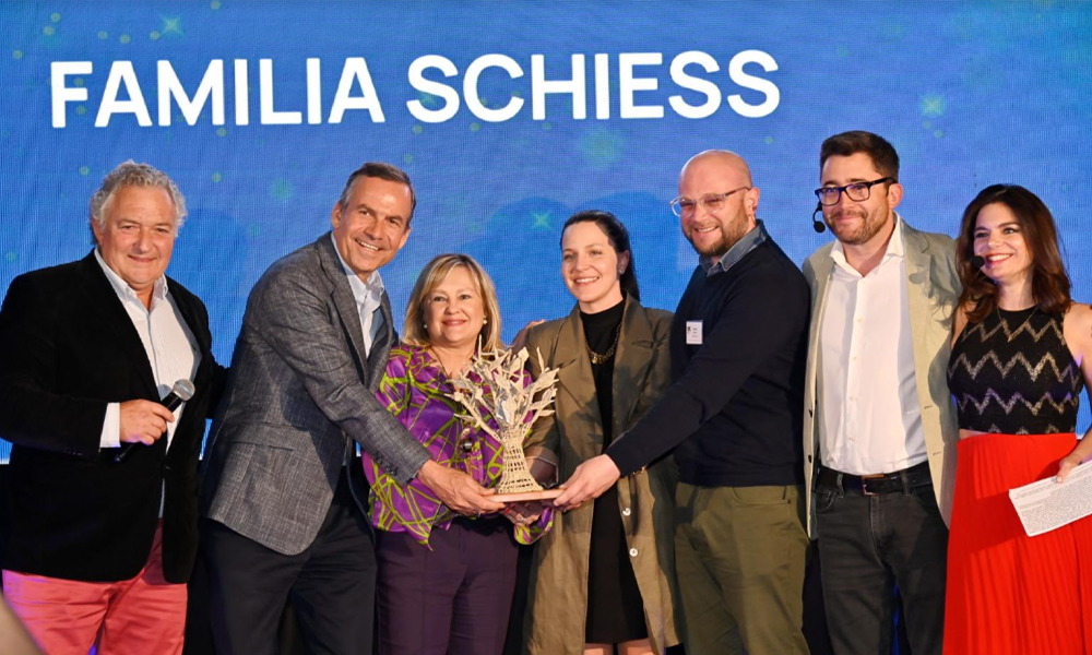 Distinguen a familia Schiess con «Reconocimiento al Compromiso ...